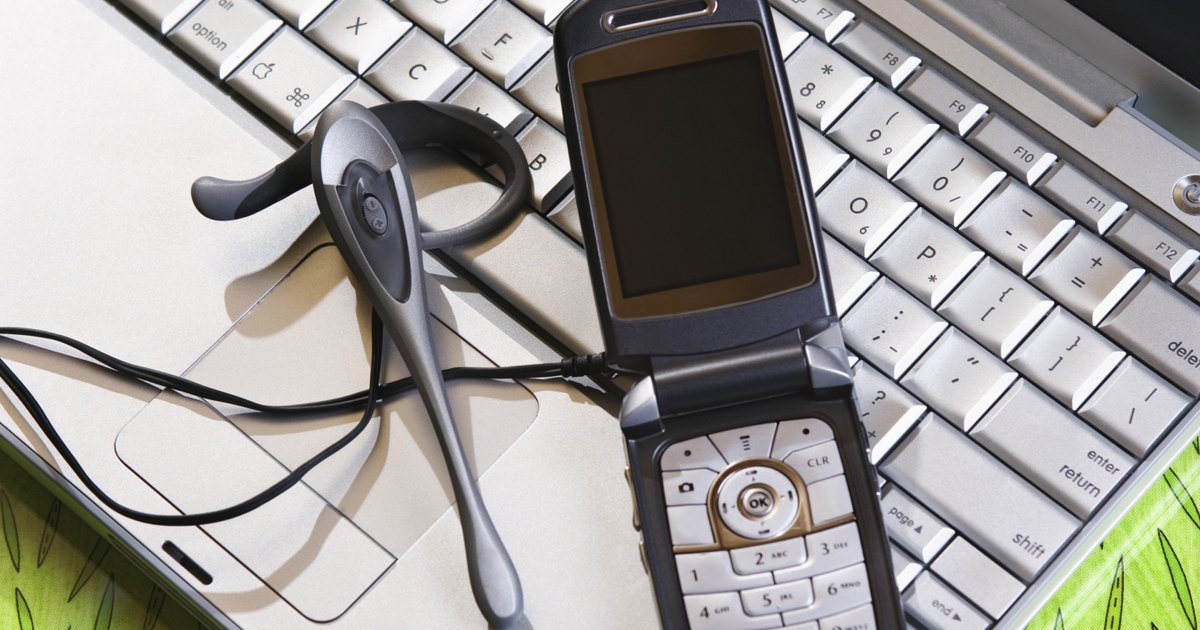 Advantages & Disadvantages of Analog & Digital Systems | eHow UK Advantages & Disadvantages of Analog & Digital Systems | eHow UK